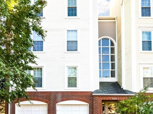 2 Bedroom Condo for Rent at 273 S Pickett St, Alexandria, VA 22304
