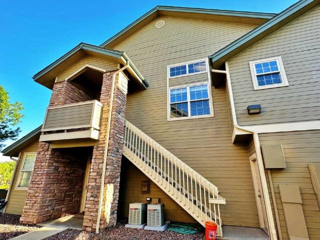 2 Bedroom Condo for Rent at 2856 W Centennial Dr Unit E, Littleton, CO 80123