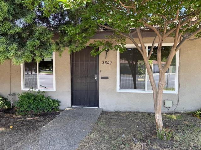 2 Bedroom Condo for Rent at 2807 N Fresno St, Fresno, CA 93703 McLane