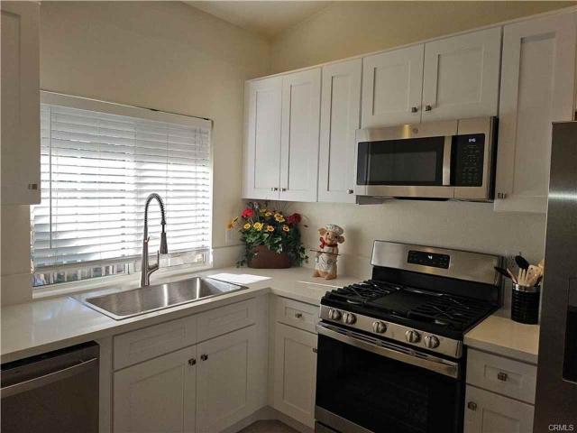 2 Bedroom Condo for Rent at 291 Chaumont Cir, Lake Forest, CA 92610 Foothill Ranch