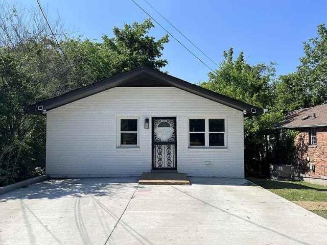 2 Bedroom Condo for Rent at 3010 Indiana Ave #2, Nashville, TN 37209 College Heights Clifton