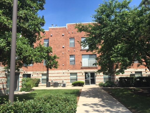 2 Bedroom Condo for Rent at 3275 Kirchoff Road #337, Rolling Meadows, IL 60008