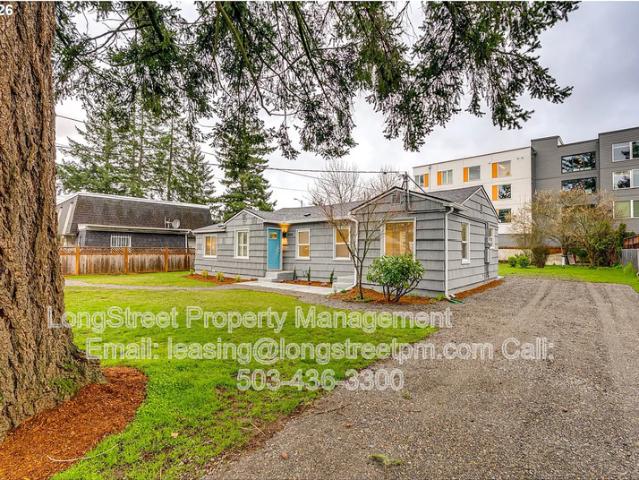 2 Bedroom Condo for Rent at 3315 Se 127th Pl #1, Portland, OR 97236 Powellhurst Gilbert