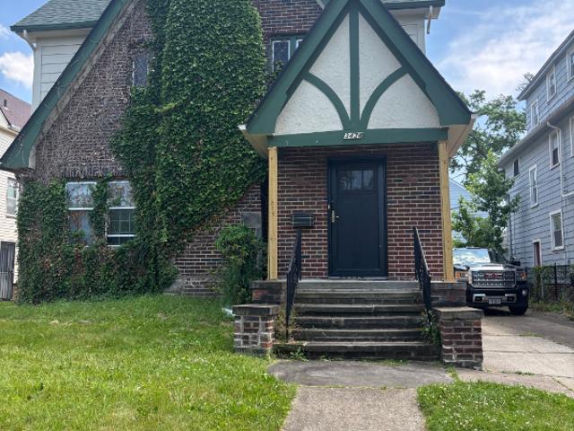2 Bedroom Condo for Rent at 3434 Washington Blvd #1, Cleveland Heights, OH 44118 Cleveland Heights