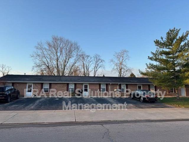 2 Bedroom Condo for Rent at 350 Elm St #A, Wilmington, OH 45177