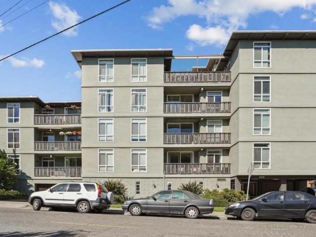 2 Bedroom Condo for Rent at 350 Perkins St #208, Oakland, CA 94610 Adams Point
