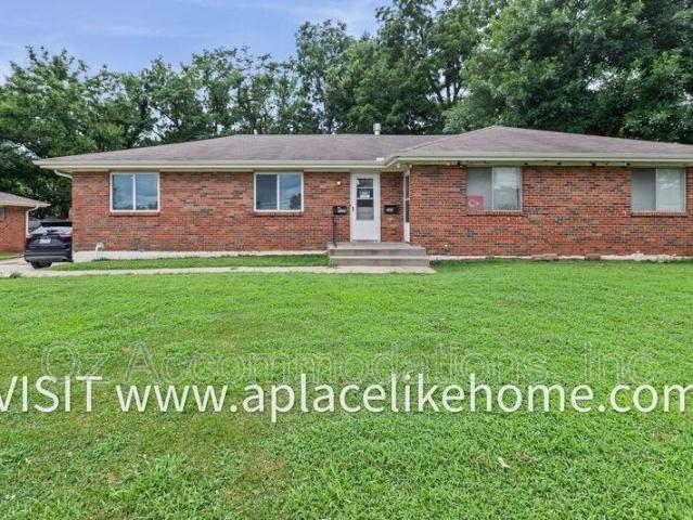 2 Bedroom Condo for Rent at 3609 W 47th St, Roeland Park, KS 66205