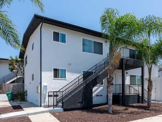 2 Bedroom Condo for Rent at 4001 33rd St #4, San Diego, CA 92104 Corridor