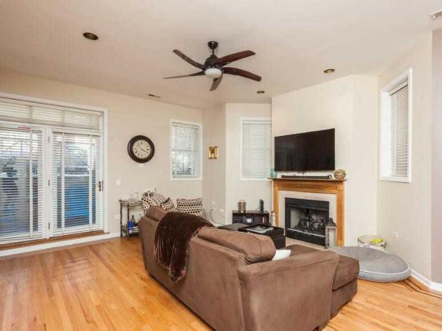 2 Bedroom Condo for Rent at 4124 N Kenmore Ave, Chicago, IL 60613 Uptown
