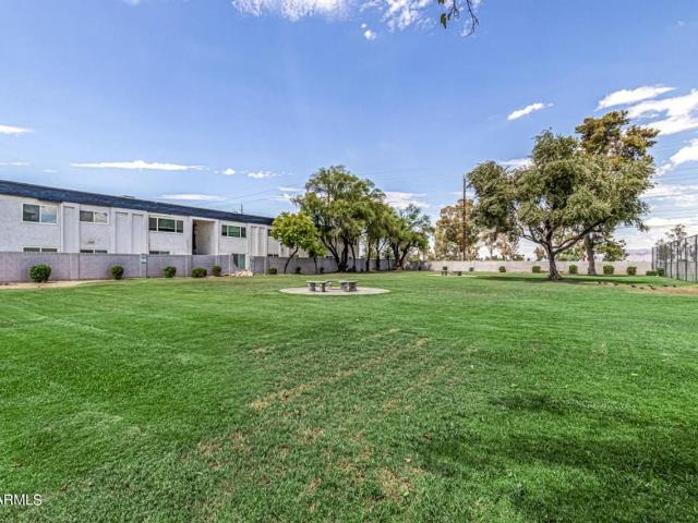 2 Bedroom Condo for Rent at 424 W Brown Rd #129, Mesa, AZ 85201 Comite de Families en Accion