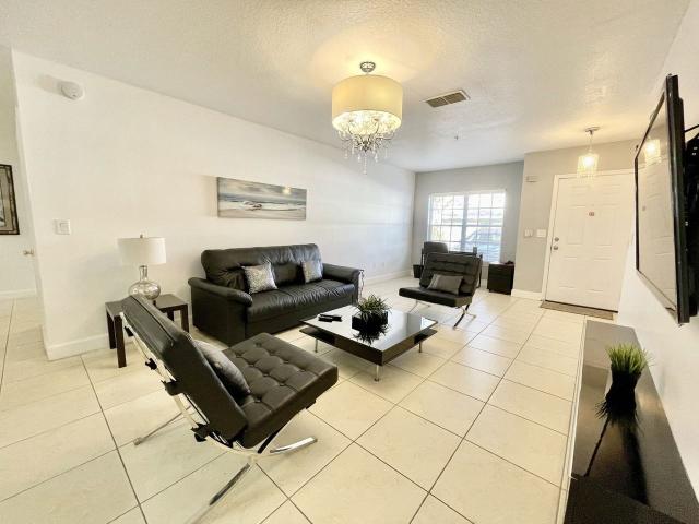 2 Bedroom Condo for Rent at 4312 S Kirkman Rd, Orlando, FL 32811 Kirkman South