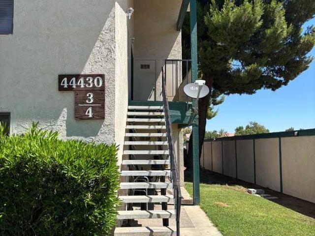 2 Bedroom Condo for Rent at 44430 15th St E #3, Lancaster, CA 93535 Challenger
