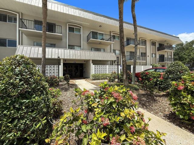 2 Bedroom Condo for Rent at 4607 W Fig St #209, Tampa, FL 33609 Westshore Palms