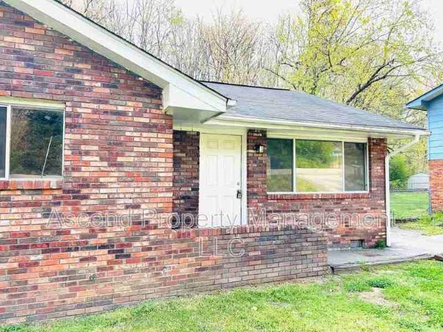 2 Bedroom Condo for Rent at 4606 Norcross Rd #B, Chattanooga, TN 37343 Dupont Murray Hills