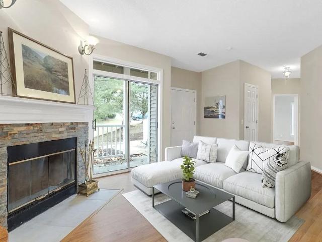 2 Bedroom Condo for Rent at 47 Bradford Commons Ln #1, Braintree, MA 02184
