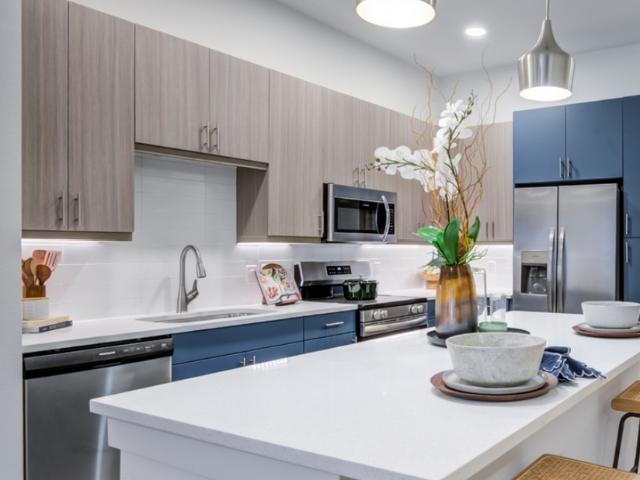 2 Bedroom Condo for Rent at 4920 Live Oak Street #1000.4, Dallas, TX 75206