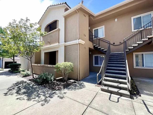 2 Bedroom Condo for Rent at 501 Gibson Dr #711, Roseville, CA 95678 Harding