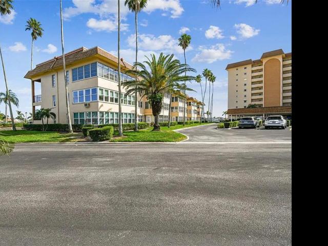 2 Bedroom Condo for Rent at 5020 Brittany Dr S Bldg 1 322/323, St. Petersburg, FL 33715 Bayway Isles