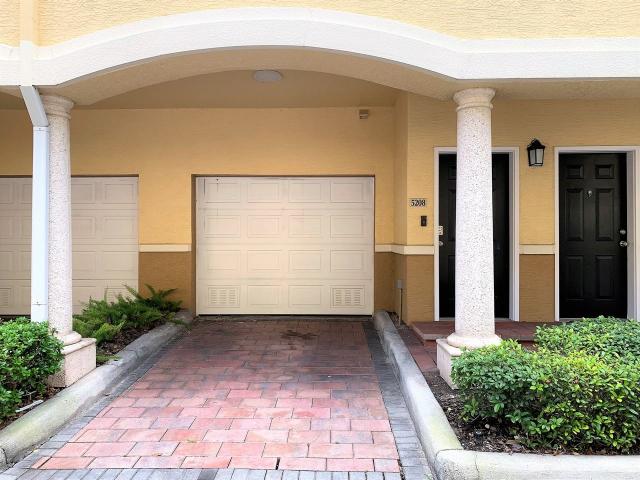 2 Bedroom Condo for Rent at 5208 Hampton Beach Pl, Tampa, FL 33609 Beach Park