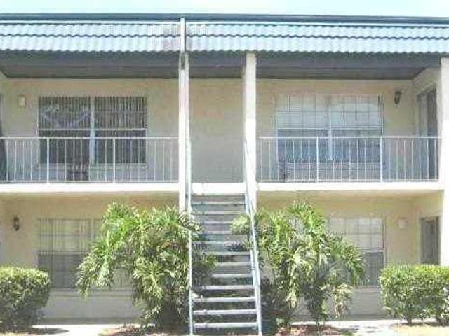 2 Bedroom Condo for Rent at 5230 Curry Ford Rd, Orlando, FL 32812 Dover Estates