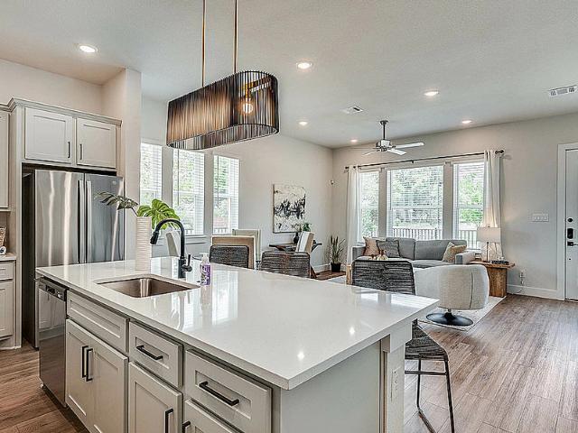 2 Bedroom Condo for Rent at 538 Mission Trl #814.2, Arlington, TX 76010
