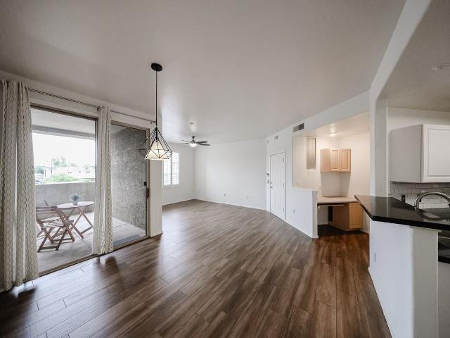 2 Bedroom Condo for Rent at 5303 N 7th St #232, Phoenix, AZ 85014