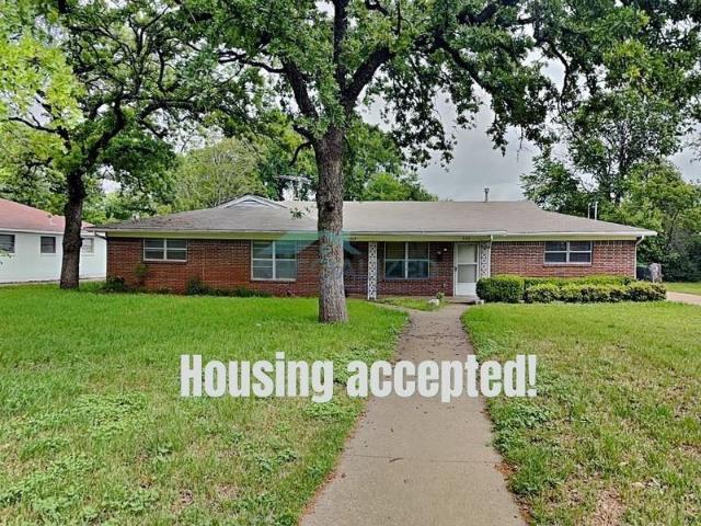 2 Bedroom Condo for Rent at 5311 Purington Ave, Fort Worth, TX 76112 Central Meadowbrook