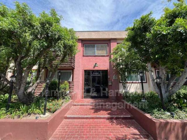 2 Bedroom Condo for Rent at 5400 Newcastle Ave #43, Los Angeles, CA 91316 Encino