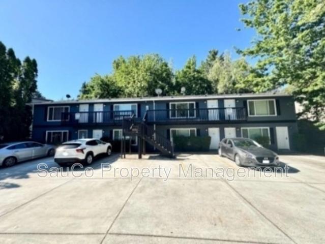 2 Bedroom Condo for Rent at 5550 Sw Beaverton Hillsdale Hwy, Portland, OR 97221 Hayhurst