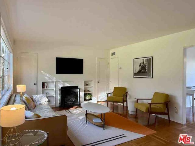 2 Bedroom Condo for Rent at 5508 Village Grn, Los Angeles, CA 90016 Congress West