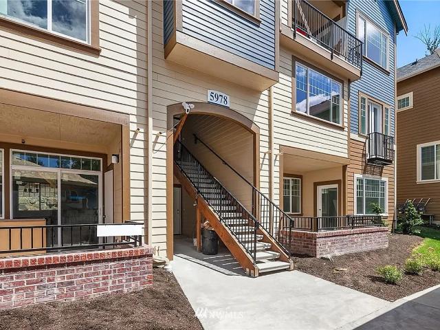 2 Bedroom Condo for Rent at 5978 185th Ct Ne #201, Redmond, WA 98052 Southeast Redmond