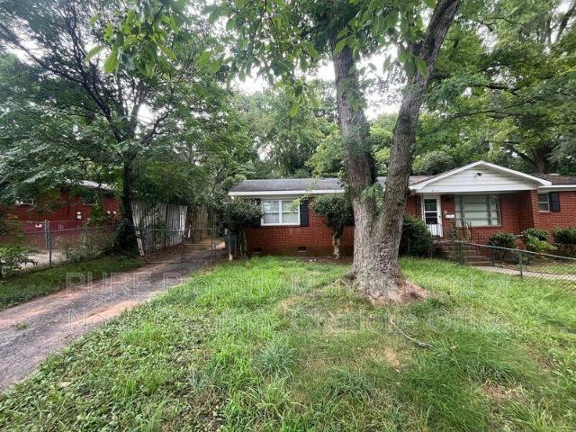 2 Bedroom Condo for Rent at 6013 Ingleside Dr, Charlotte, NC 28210 Closeburn Glenkirk