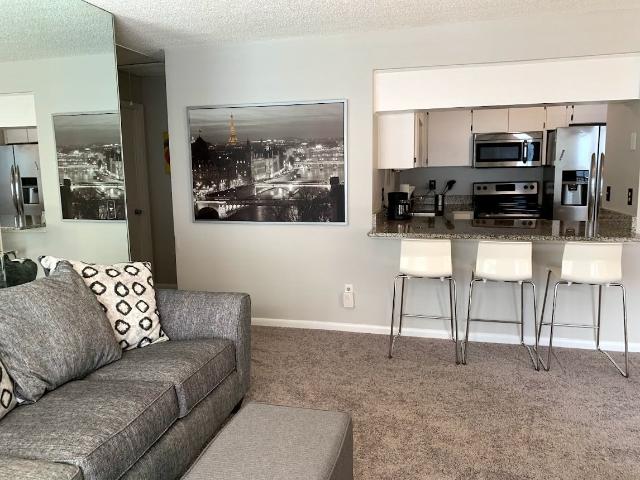 2 Bedroom Condo for Rent at 603 S Melville Ave #15, Tampa, FL 33606 Courier City Oscawana