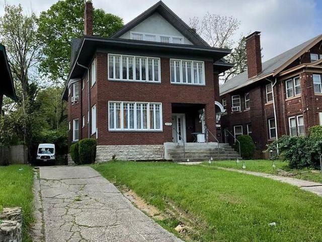 2 Bedroom Condo for Rent at 611 E Mitchell Ave #2, Cincinnati, OH 45229 North Avondale