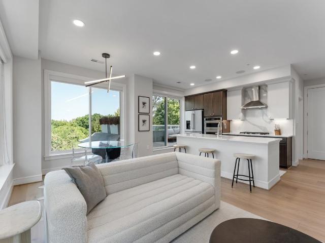 2 Bedroom Condo for Rent at 635 Slaters Ln #306, Alexandria, VA 22314 Potomac Yard Potomac Greens