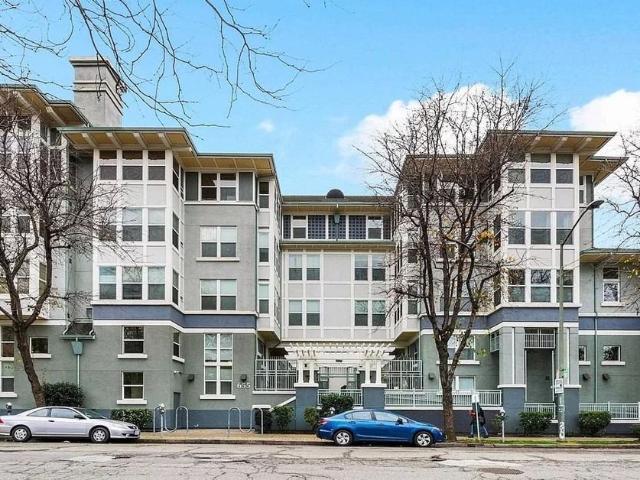 2 Bedroom Condo for Rent at 655 12th St #411, Oakland, CA 94607 Old City
