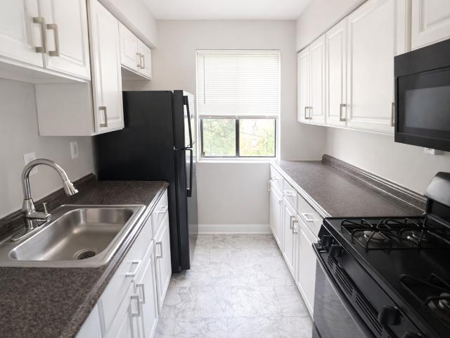 2 Bedroom Condo for Rent at 6 Galveston St Sw #303, Washington, DC 20032 Congress Heights