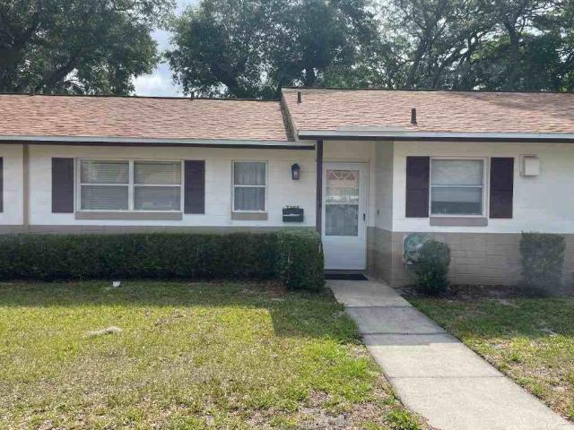 2 Bedroom Condo for Rent at 720 E Minnesota Ave Apt B #B, Deland, FL 32724