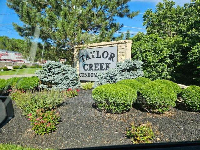 2 Bedroom Condo for Rent at 7226 Creekview Dr #5, Cincinnati, OH 45247
