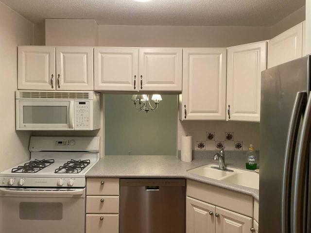 2 Bedroom Condo for Rent at 7500 Cahill Rd, Edina, MN 55439 Edina