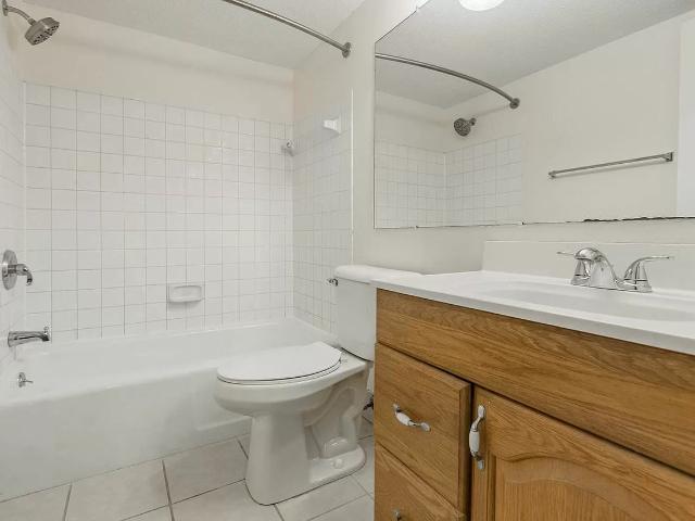 2 Bedroom Condo for Rent at 804 Old Settlers Trl #4, Hopkins, MN 55343