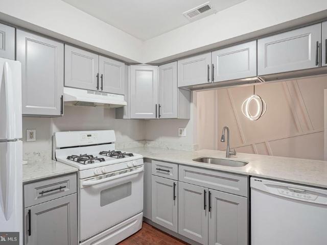 2 Bedroom Condo for Rent at 807 Harwood Ct, Mount Laurel, NJ 08054