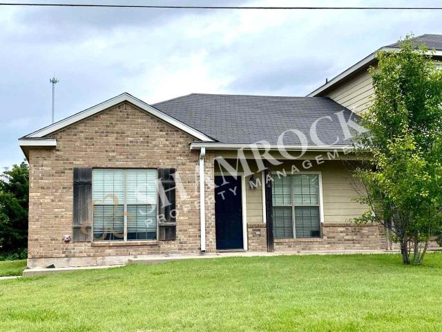 2 Bedroom Condo for Rent at 814 Chambers Creek Cir, Hewitt, TX 76643 Hewitt