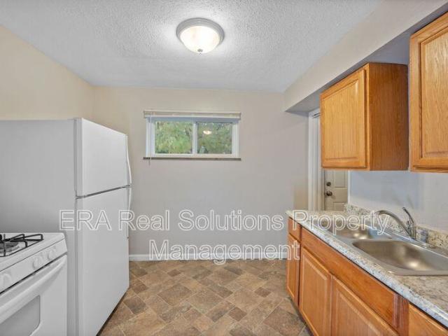 2 Bedroom Condo for Rent at 8268 Sandy Ln #B, Groesbeck, OH 45239 Groesbeck