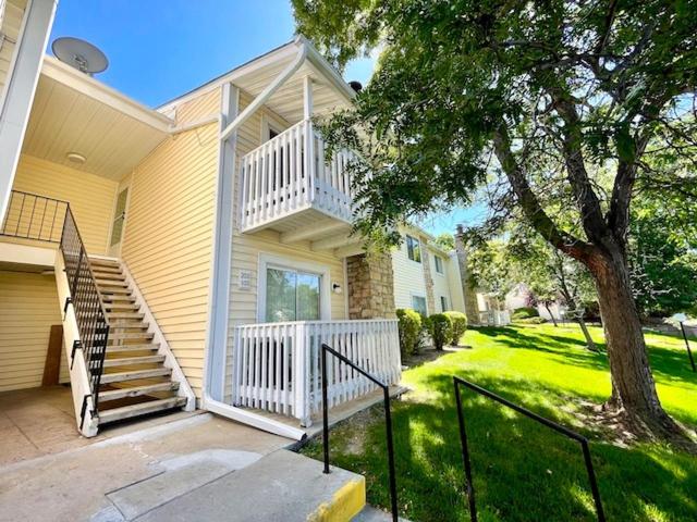 2 Bedroom Condo for Rent at 8555 Fairmount Dr #E203, Denver, CO 80247 Windsor