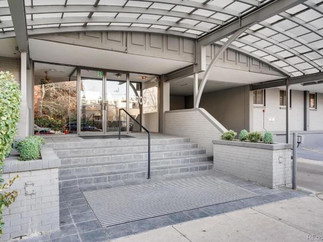 2 Bedroom Condo for Rent at 909 N Logan St #7E, Denver, CO 80203 Capitol Hill