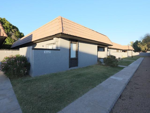2 Bedroom Condo for Rent at 9029 W Elm St #8, Phoenix, AZ 85037