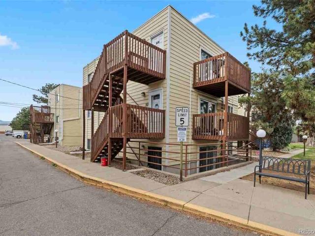 2 Bedroom Condo for Rent at 9240 W 49th Ave, Wheat Ridge, CO 80033