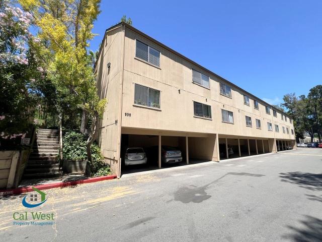 2 Bedroom Condo for Rent at 930 Kiely Blvd #G, Santa Clara, CA 95051