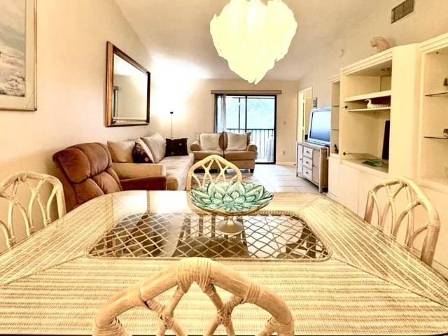 2 Bedroom Condo for Rent at 9485 Boca Cove Cir, Boca Raton, FL 33428